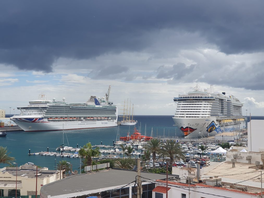 Puerto del Rosario se consolida como destino de cruceros y se prepara ...